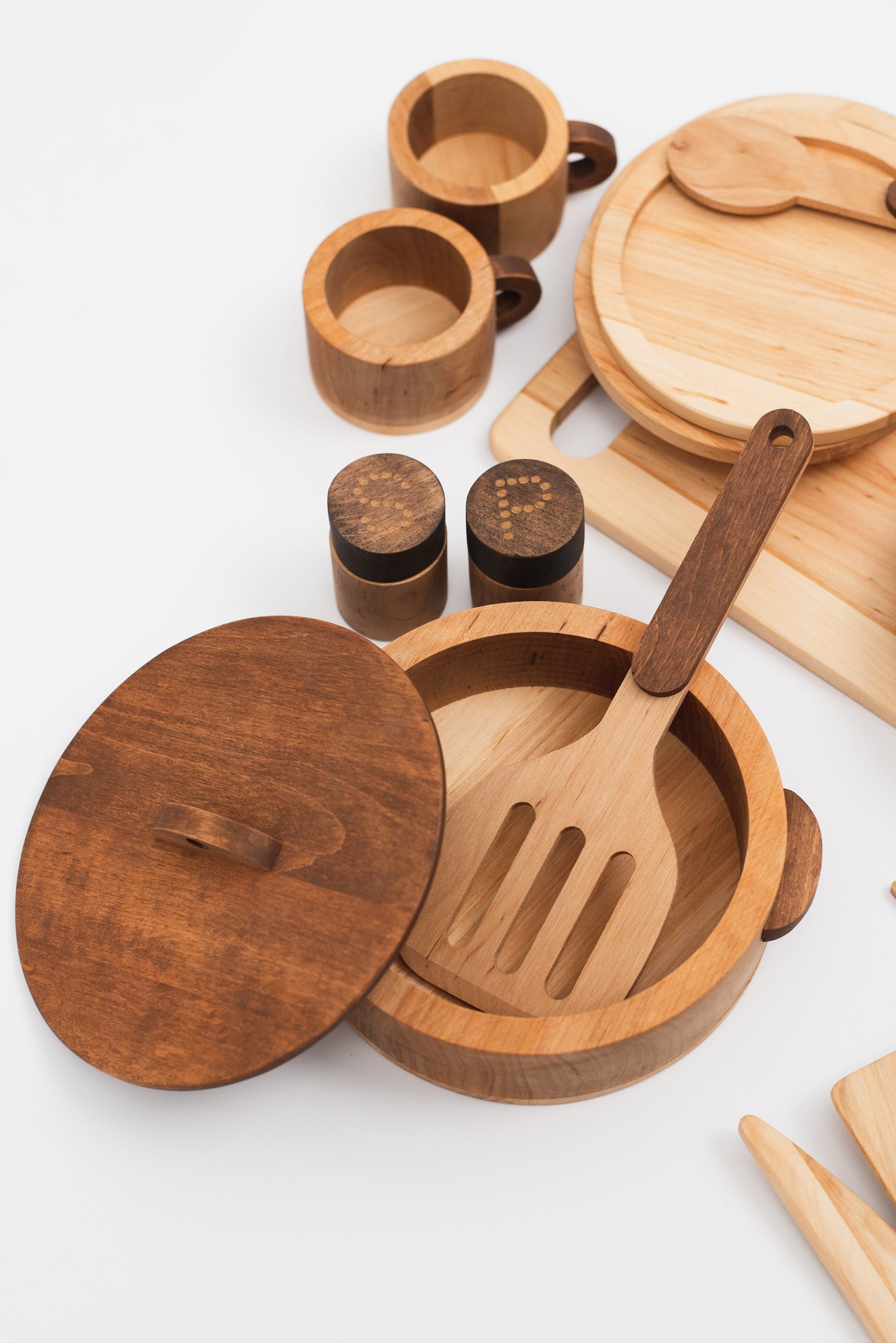Montessori Kitchen Tools, Wooden Pretend Play Kitchen Dishes Set for ...