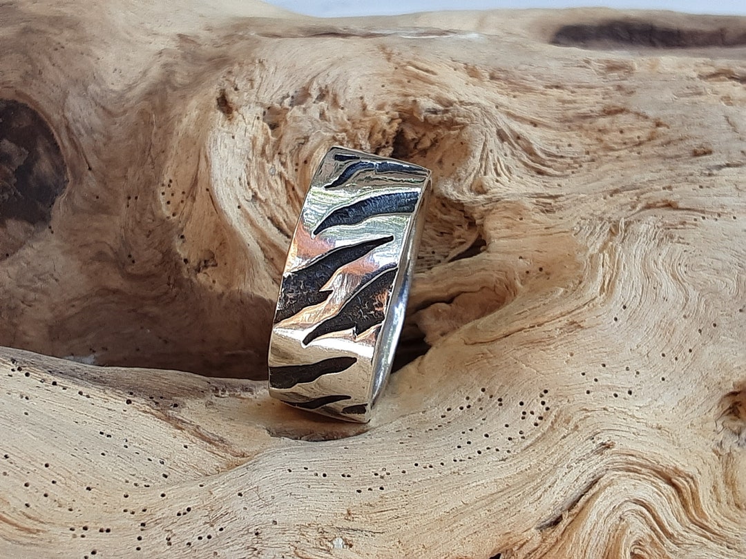 Wide Ring for Men, Engraved Crackle Patterns, in Sterling Silver, Size ...