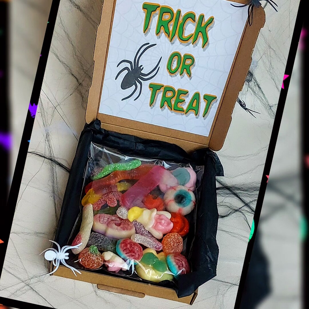Scary Sweets Halloween Pick and Mix Personalised Sweet Trick or Treat ...