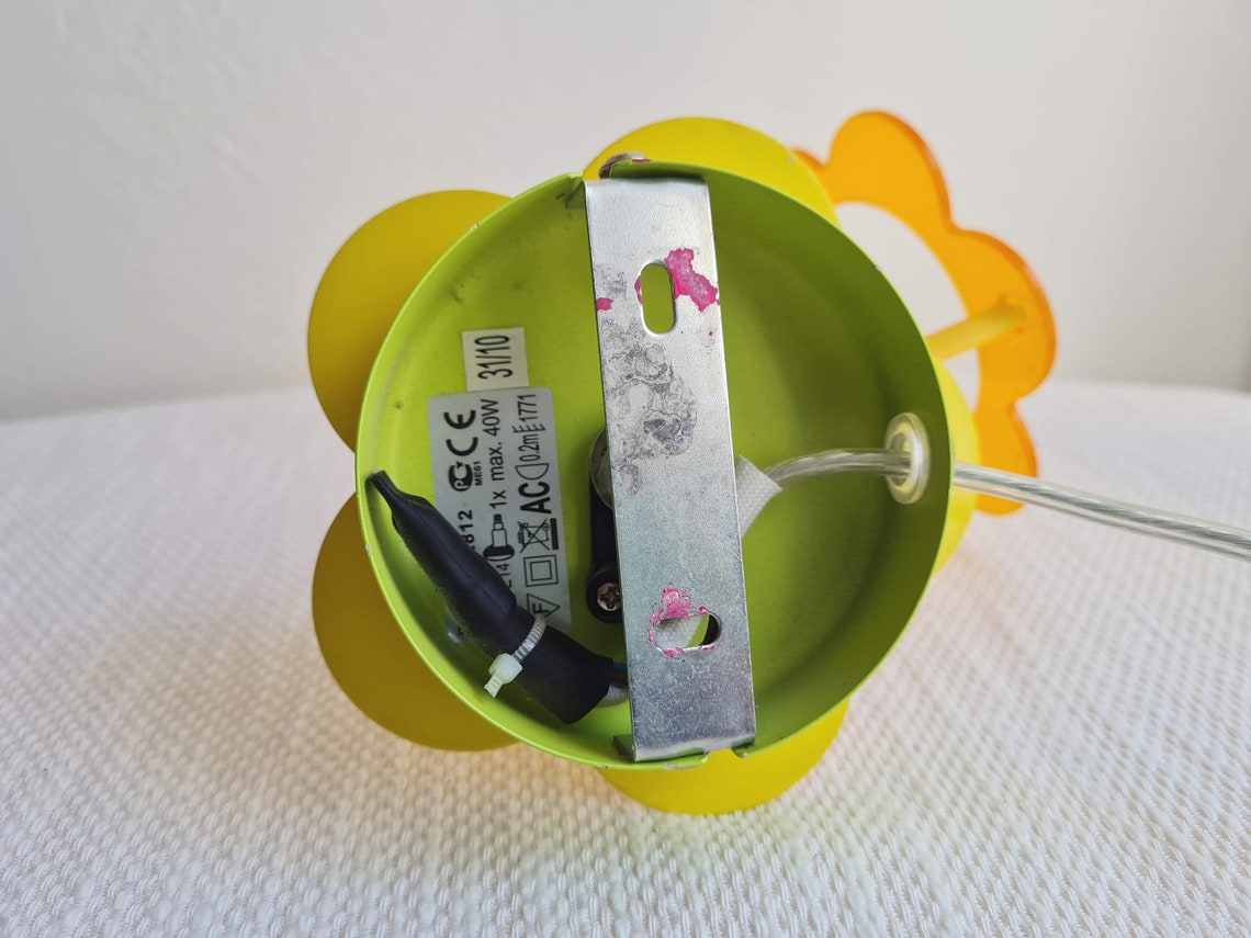 Vintage Y2K Wall Lamp Flower. Metal/plastic Multi-colored Lamp - Etsy