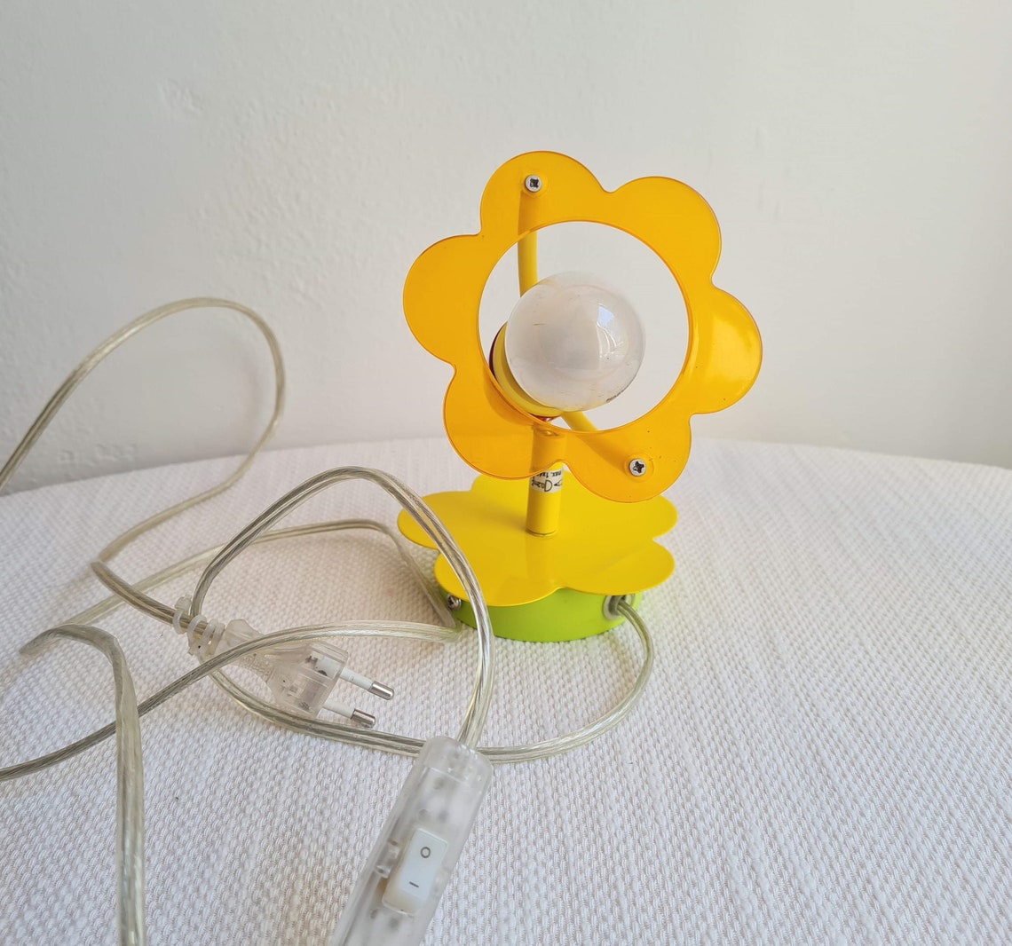 Vintage Y2K Wall Lamp Flower. Metal/plastic Multi-colored Lamp - Etsy