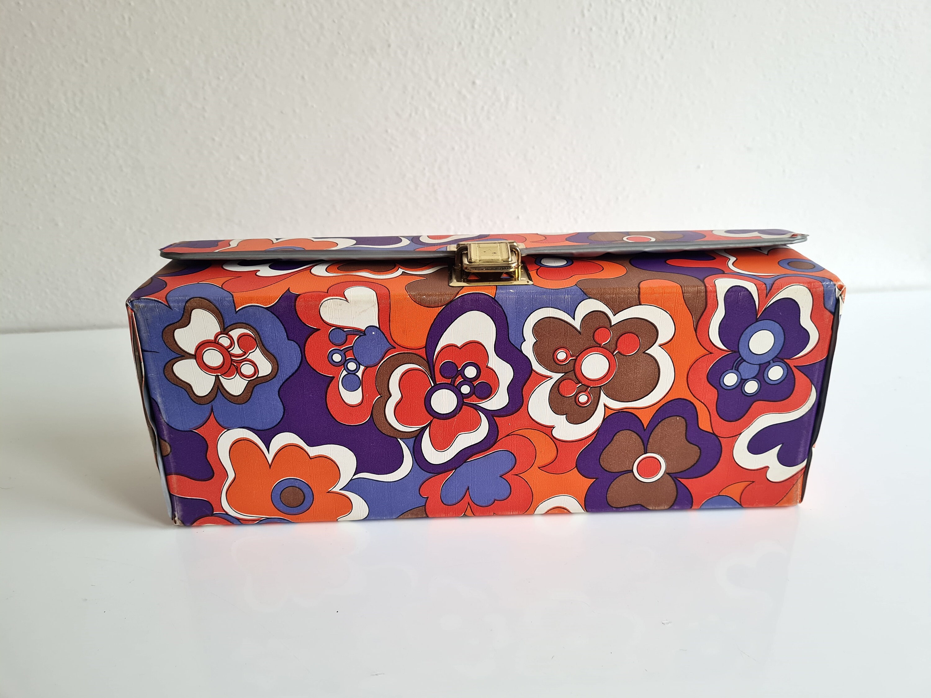Vintage Small Retro Oilcloth Suitcase in Flower Printed Vanity Case ...