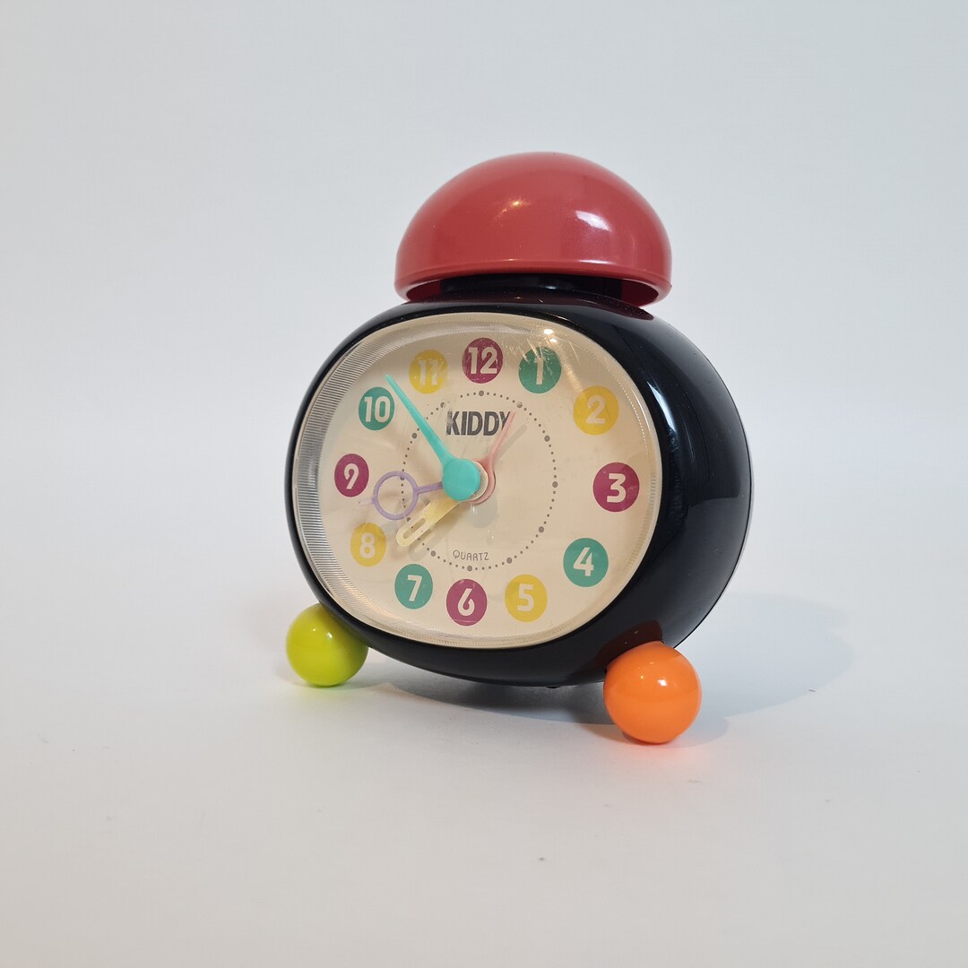Vintage Memphis Milano Style Alarm Clock in a Plastic 90s - Etsy
