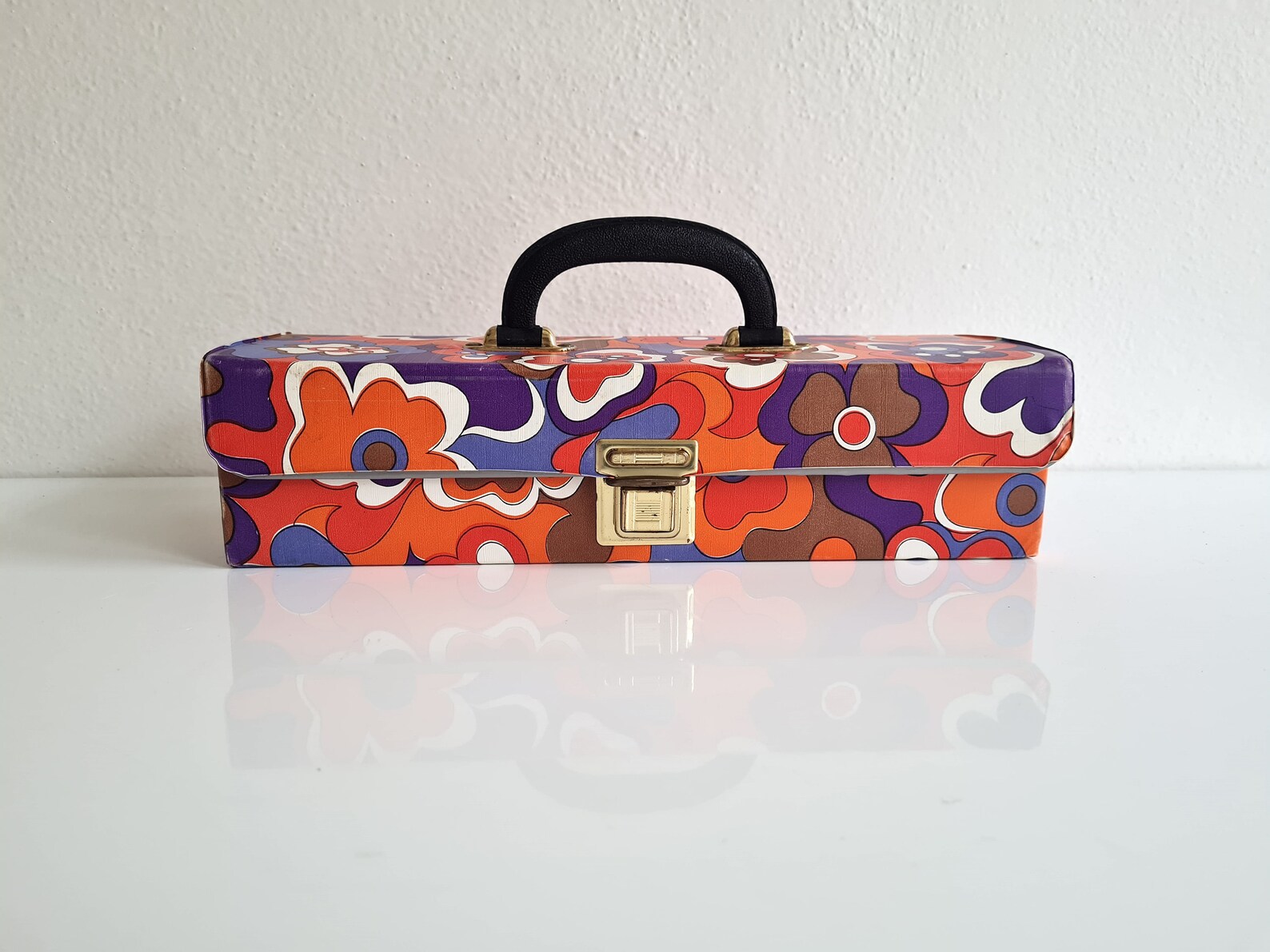 Vintage Small Retro Oilcloth Suitcase in Flower Printed Vanity Case ...