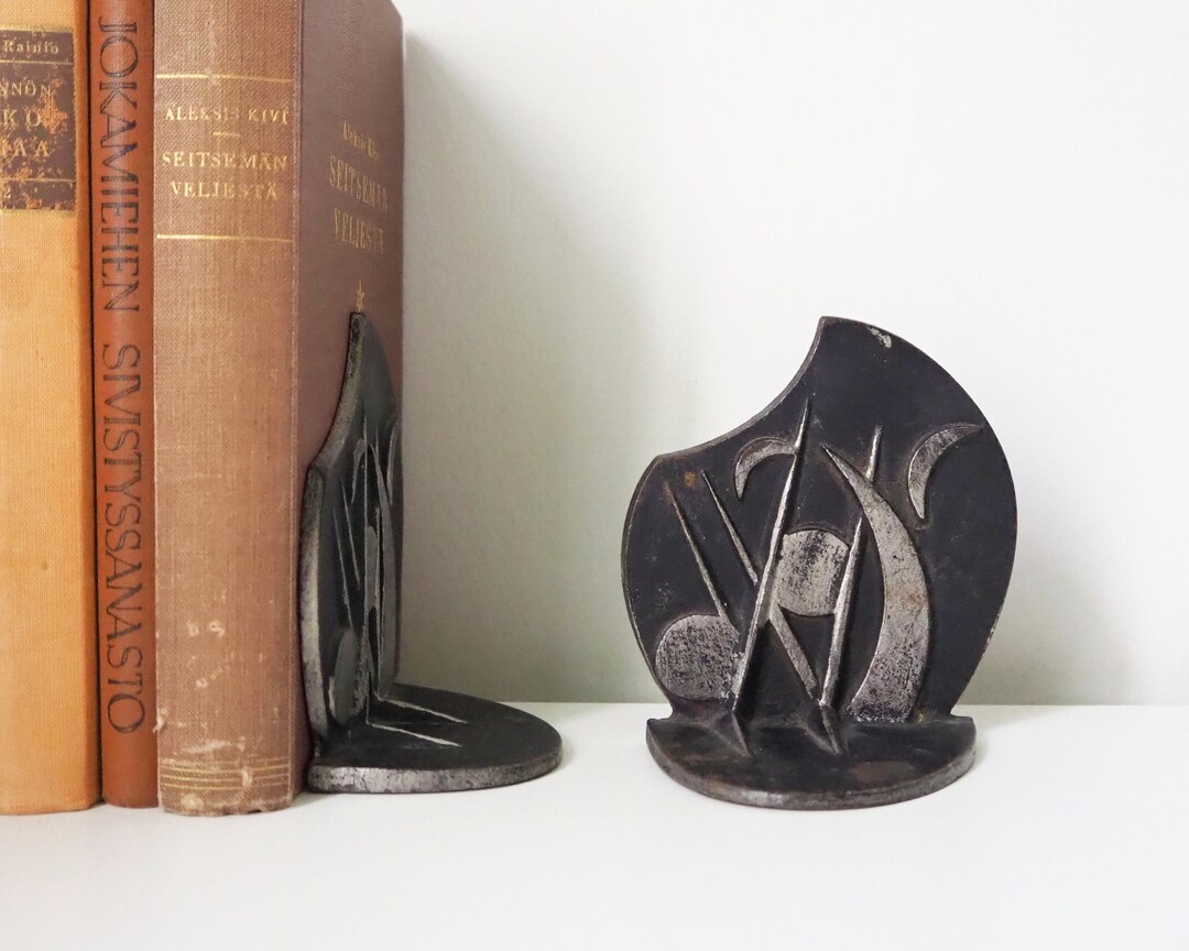 Vintage Bookends | Vintage Cast Iron Bookends | Pair of Black Bookends ...
