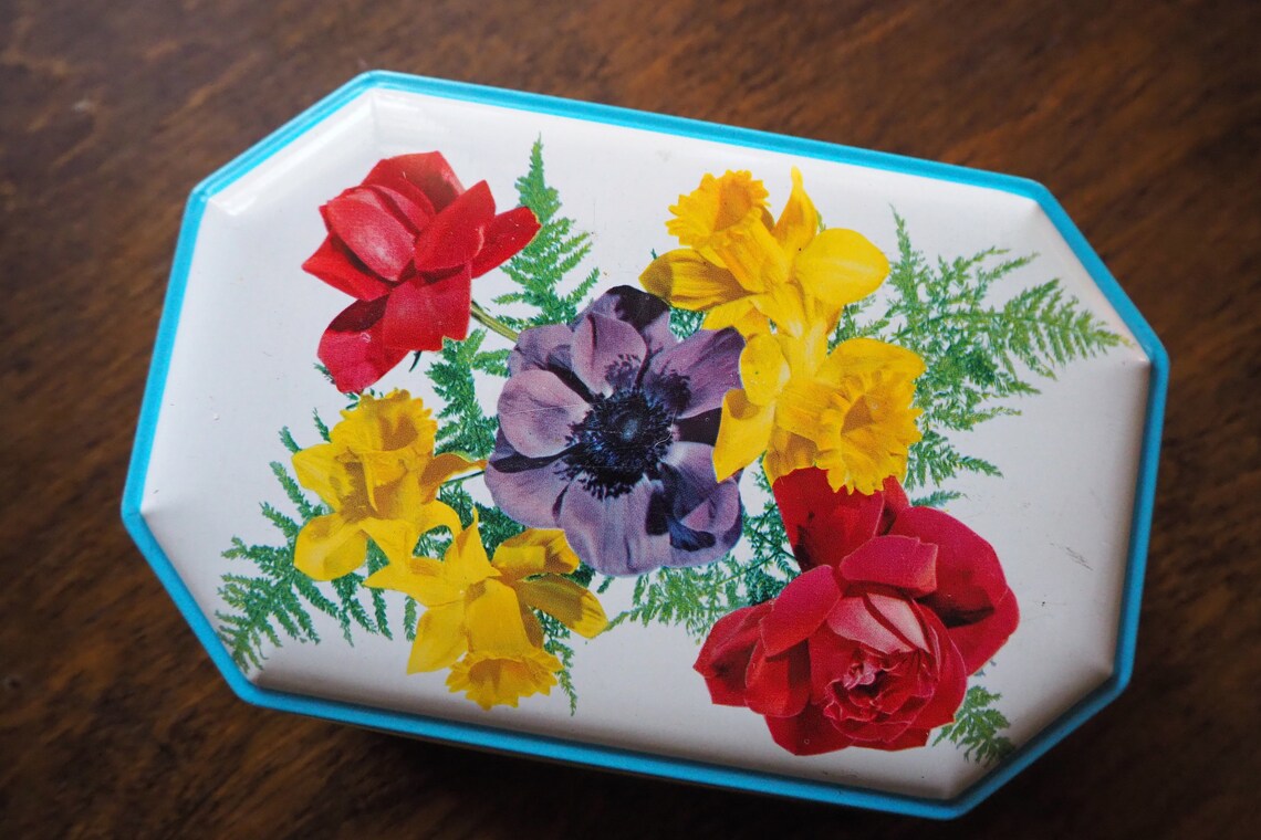 Vintage Floral Tin Box Floral Tin Box Vintage Storage Box - Etsy
