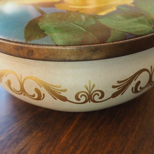 Vintage Floral Tin Box | Floral Tin Box | Vintage Storage Box | Round ...