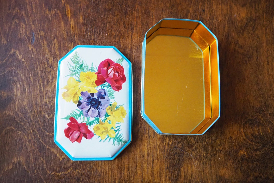 Vintage floral tin box Floral tin box Vintage storage box | Etsy