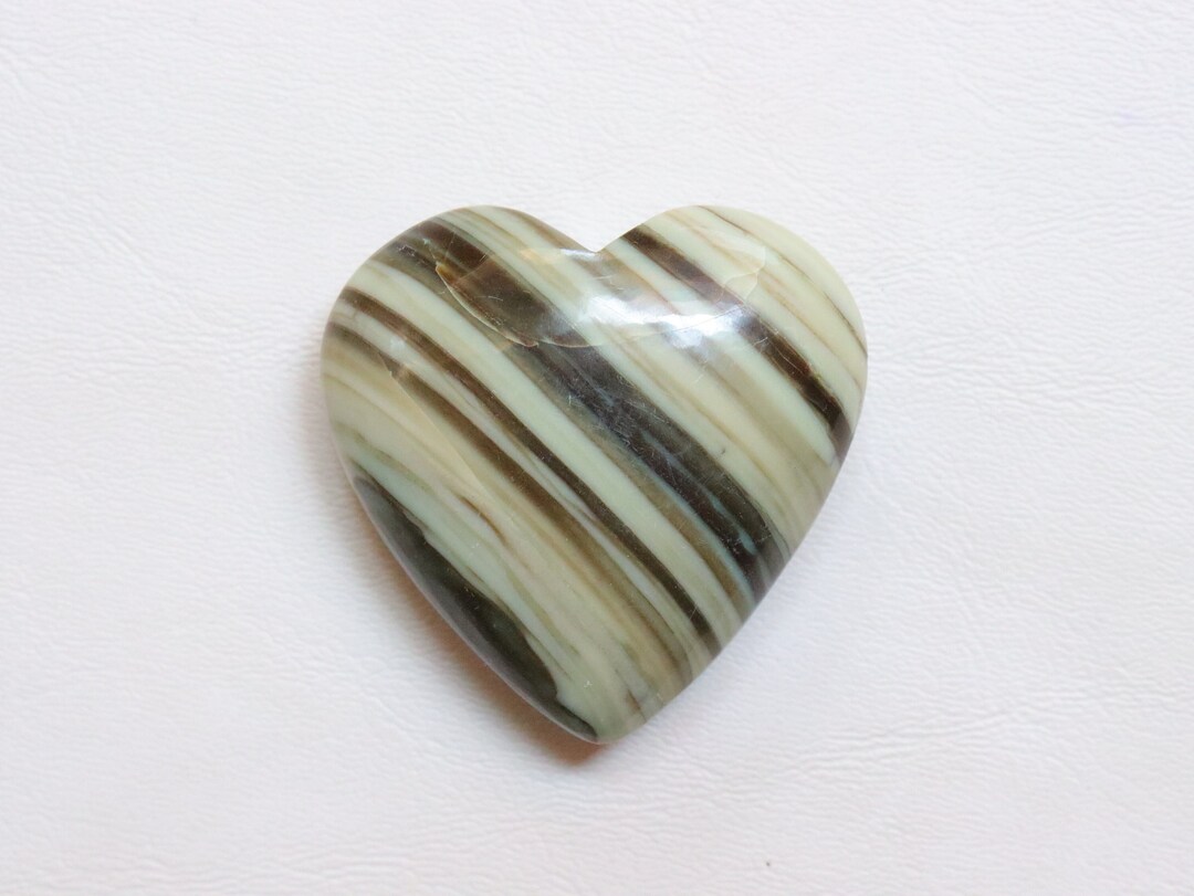 Infinite Serpentine Heart Stone, Natural Infinite Serpentine Stone ...