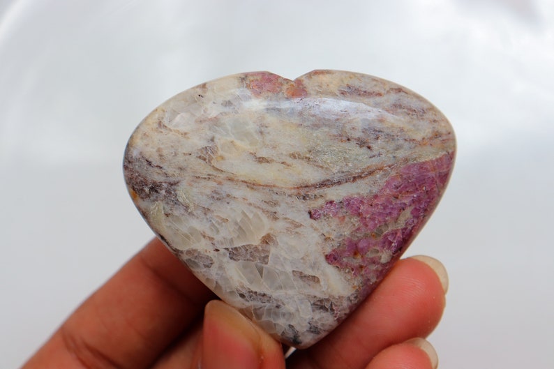 Matrix Ruby Heartstone, Natural Matrix Ruby Heart, Matrix Ruby Palm ...