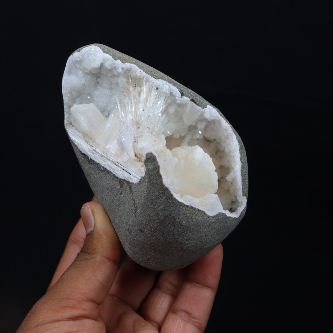 Beautiful Scolecite Spray Inside Quartz Geode, Natural Scolecite Geode ...