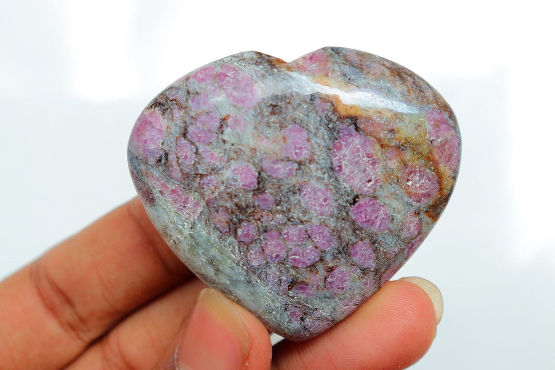 Matrix Ruby Heartstone, Natural Matrix Ruby Heart, Matrix Ruby Palm ...