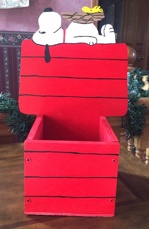 Peanuts Snoopy Woodstock Dog House Flower Planter Plant Pot Garden ...