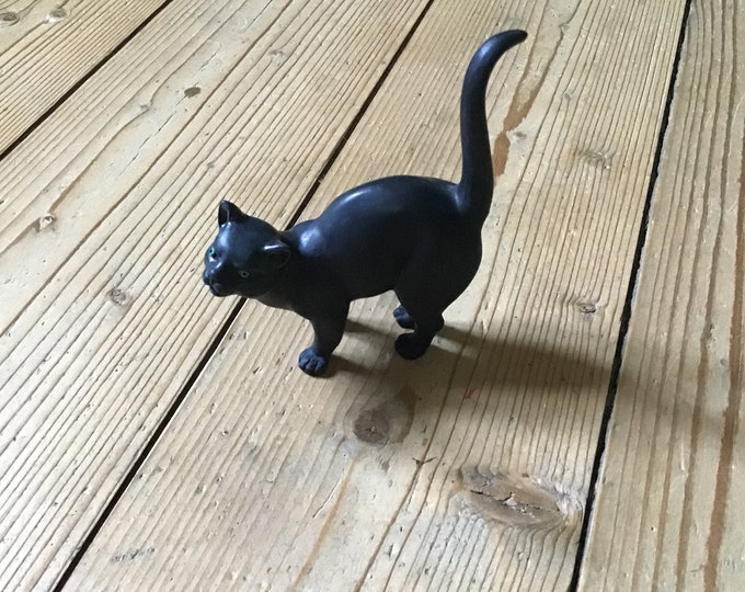 Wedgwood Black Basalt Green Eyes Cat Figurine by Ernest Light Marvelous ...