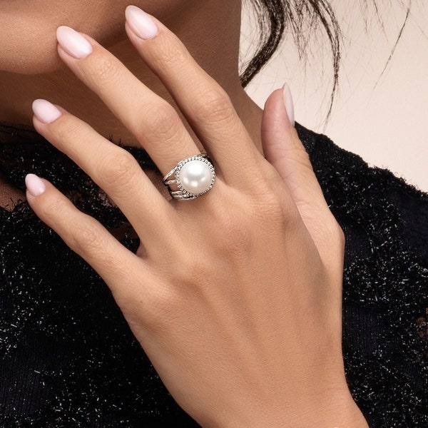 Big Pearl Ring - Etsy