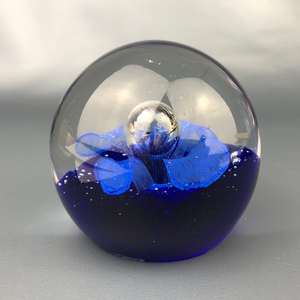 Vintage Flowers Paperweight Glass - Etsy
