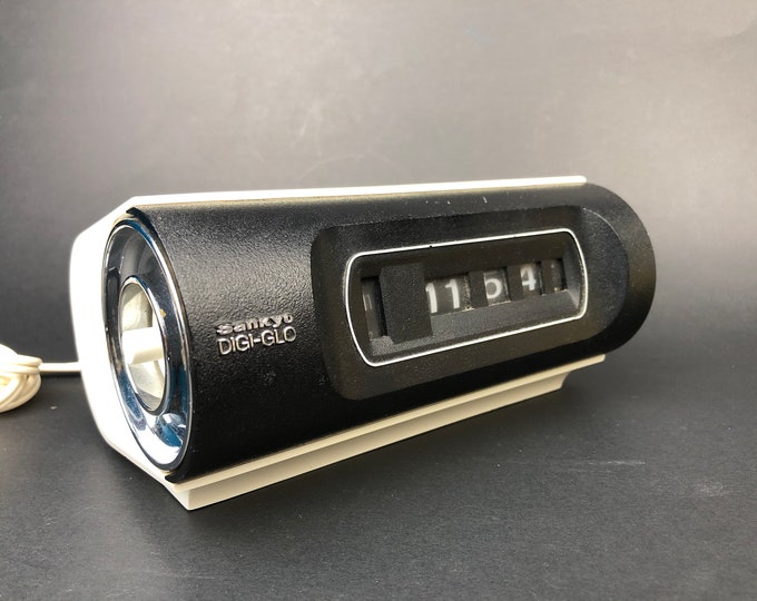 Vintage 1970s Sankyo Digi-glo Digital Roll Clock Model 423C. Works! - Etsy