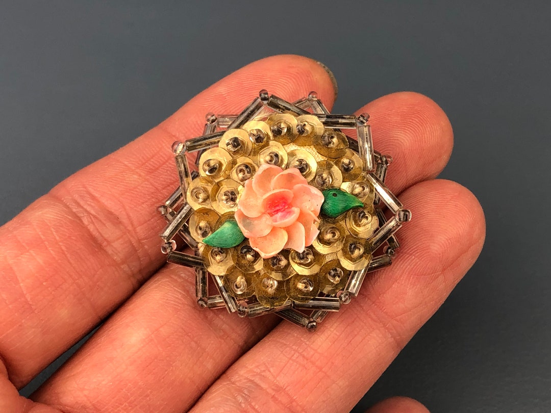 1940s Handmade Tiny Shell, Glass Beads & Spangle Stitched Brooch - Etsy