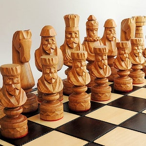 Luxury CAESAR EXCLUSIVE Wooden Chess Set 60 X 60cm Hand Carved Cherry ...