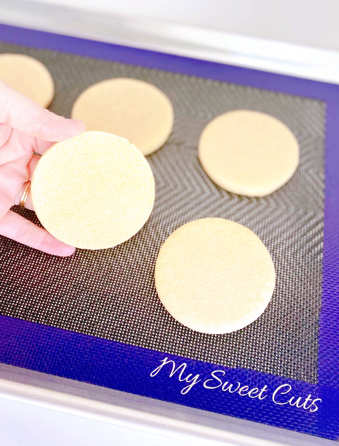 Baking Mat - Cookie Baking Mat - Nonstick - Non Spread - Silicone ...