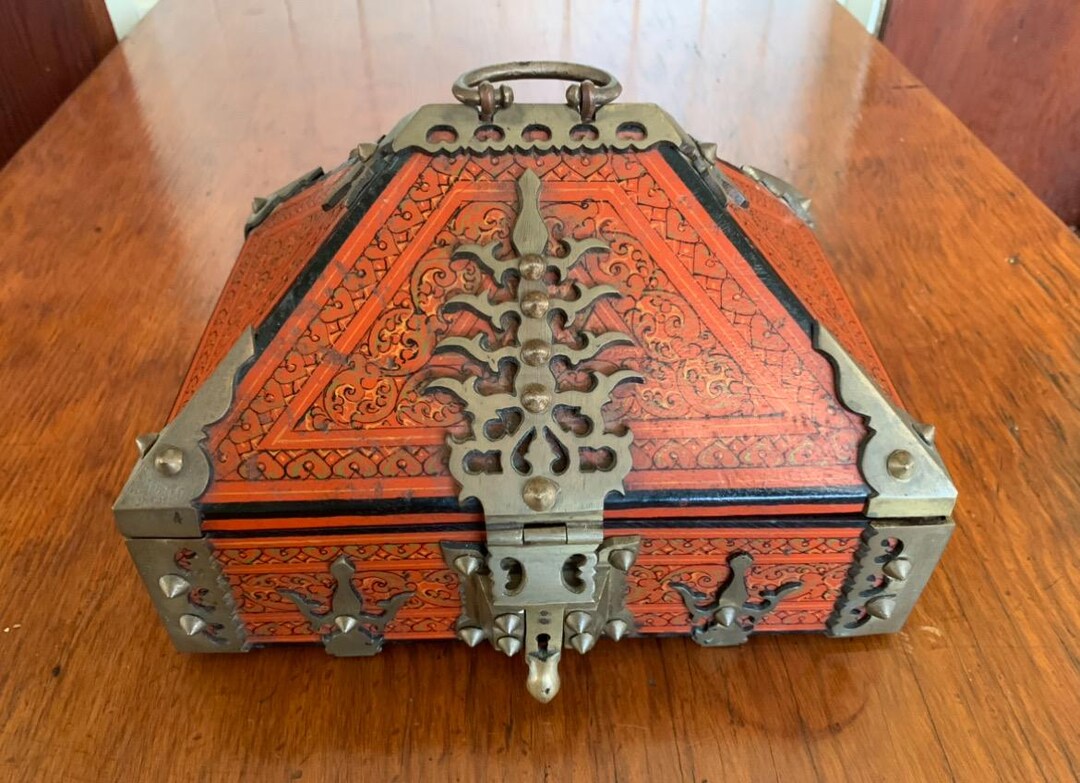 Indian Antique Vintage Kerala Jewelry Dowery Box Brass Rosewood Nettur ...