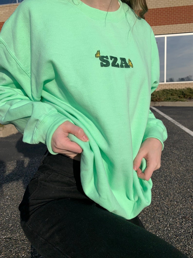 SZA Butterfly Embroidered Crewneck Sweatshirt - Etsy