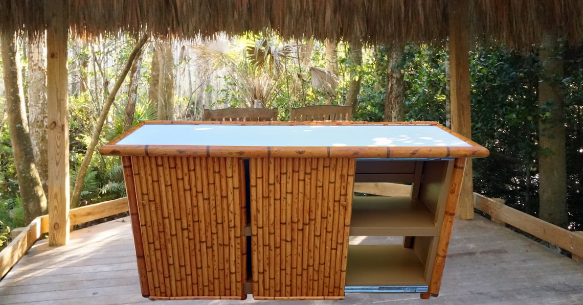 Pontoon Bar. Weatherproof All PVC Tiki Bar, Epoxy Resin Art Bar Top ...