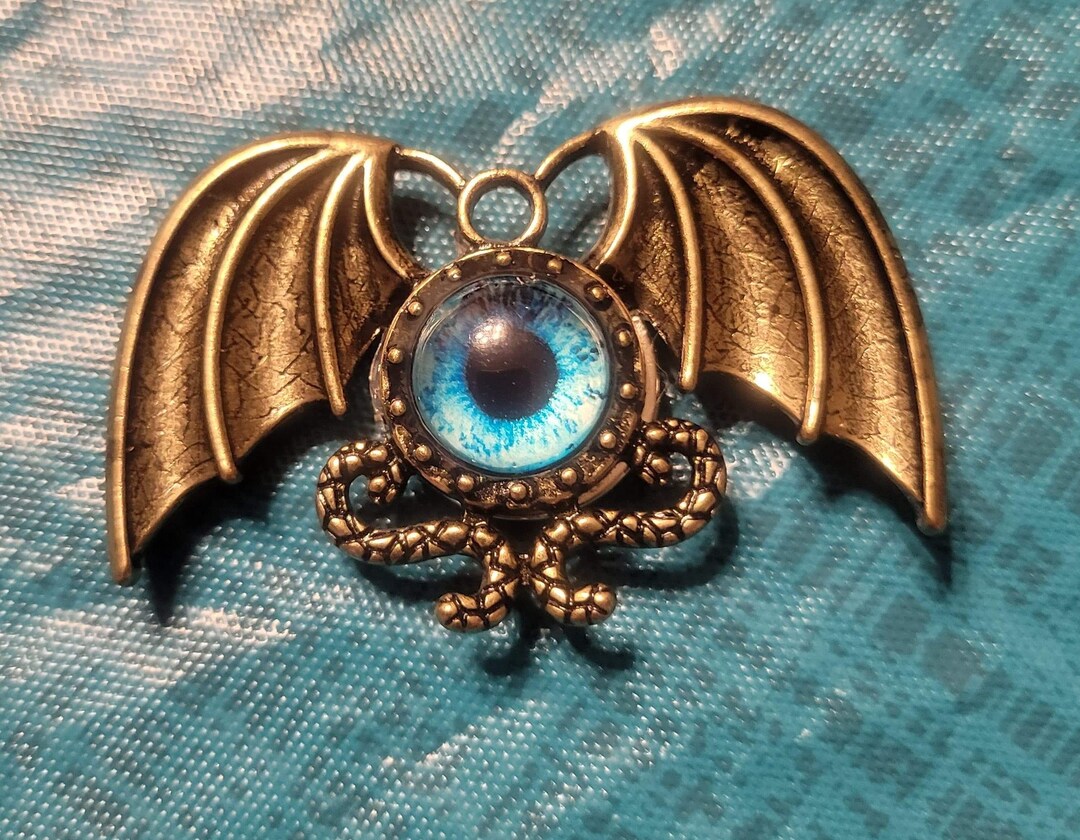 Winged Eyeball Needle Minder - Etsy