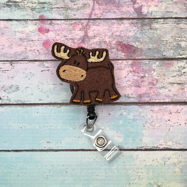 Cute Moose Badge Reel Wildlife Badge Reel Doctor Teacher - Etsy