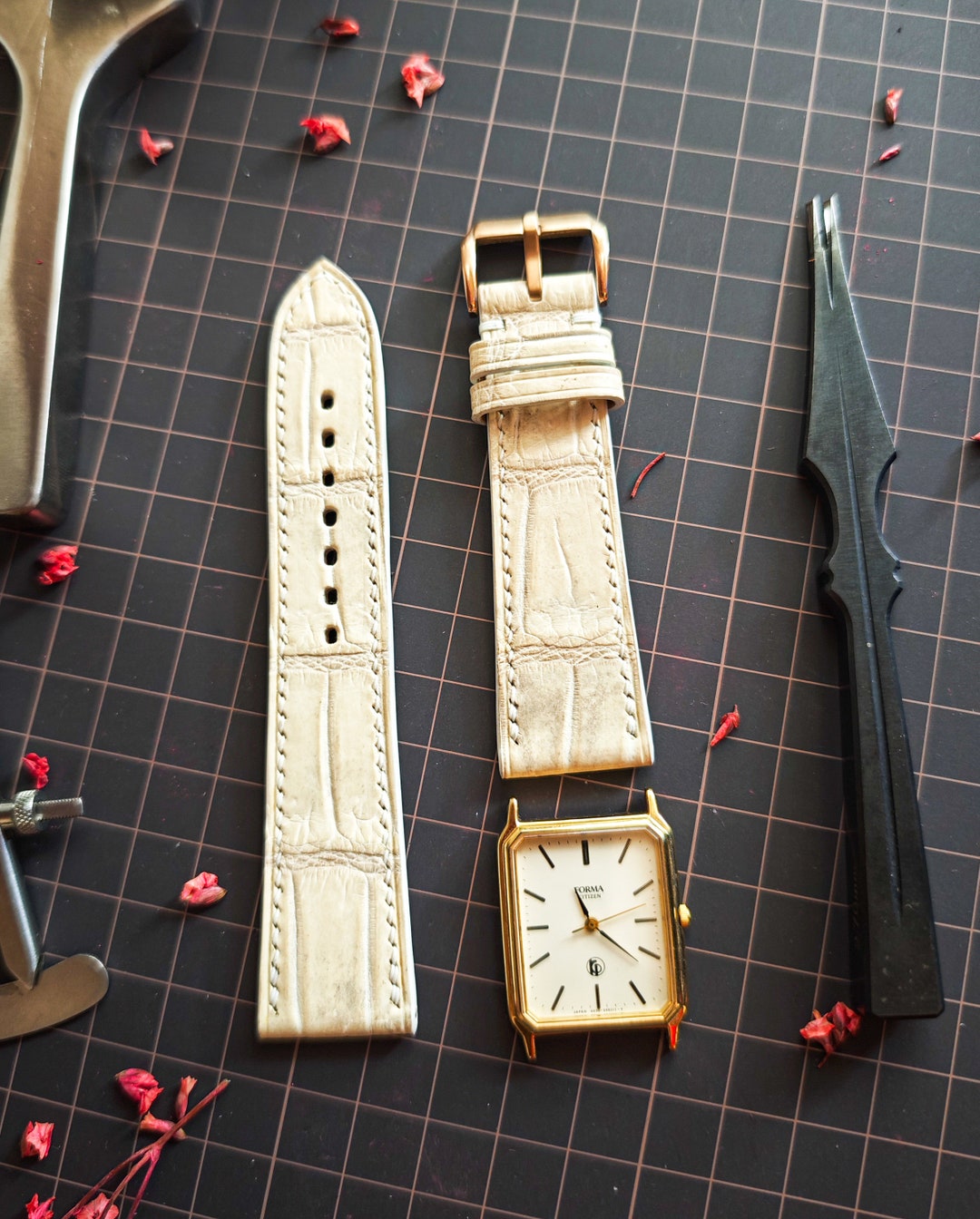 White Himalayan Alligator Leather Watch Strap: Handmade Classic Watch ...