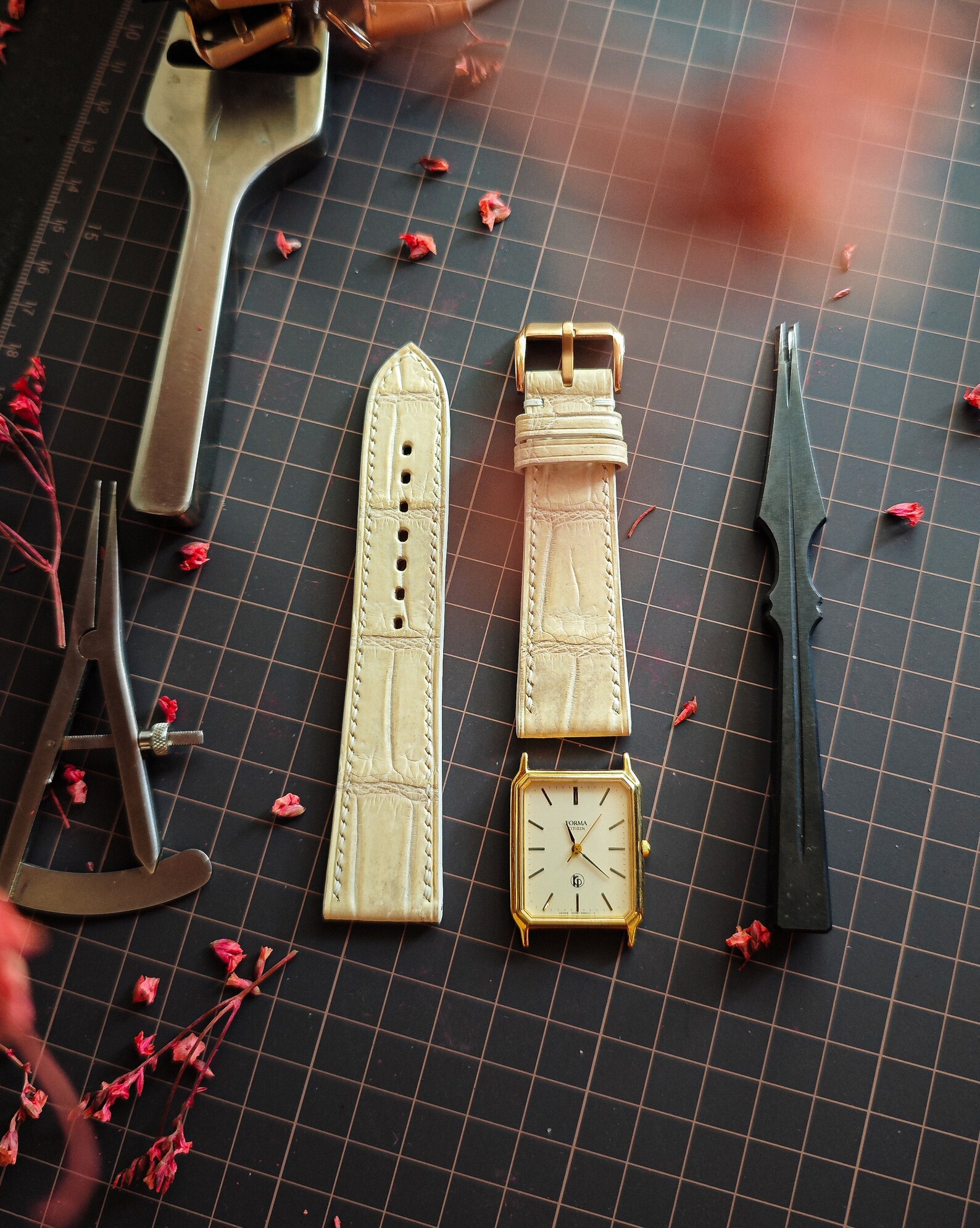 White Himalayan Alligator Leather Watch Strap: Handmade Classic Watch ...