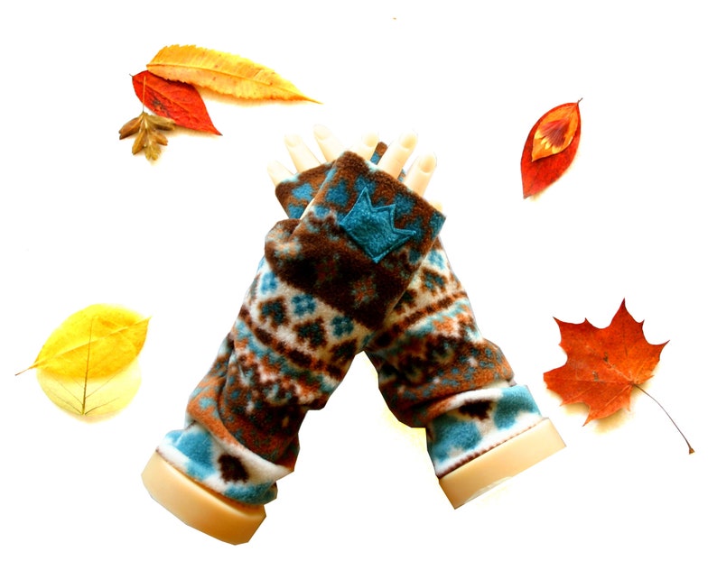 Arm Warmers Hand Warmers With Thumb Hole Norwegian Pattern With Star or ...
