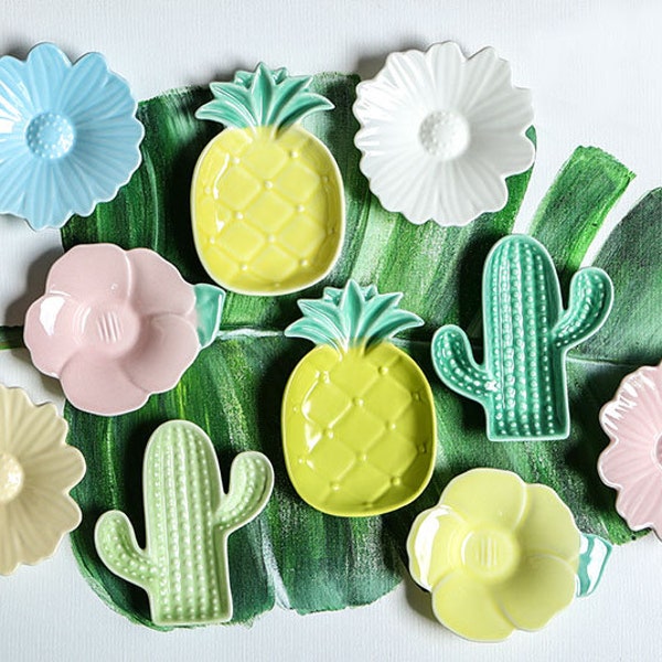 Ceramic Flower Plate - Etsy