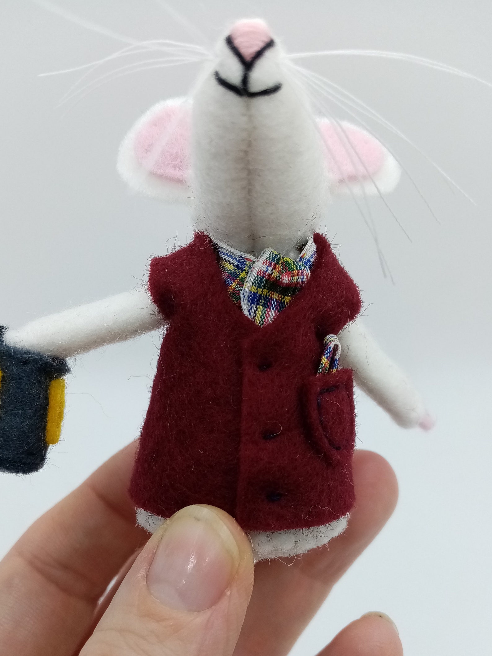 Tuppenny Mice Wool Felt Lantern Bearer Mouse a Sweet Gift - Etsy UK