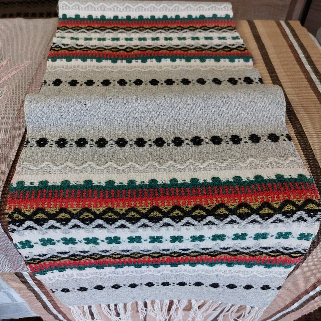 Vintage Handwoven Wool Table Topper, Short Wool Table Runner , Table ...