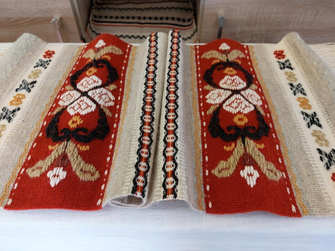 Scandinavian Vintage Handwoven Wool Table Runner, Table Topper, Table ...