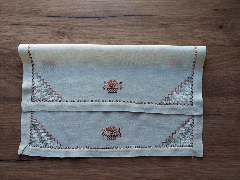 50s Hand Embroidered Scandinavian Table Mat Vintage Cross - Etsy