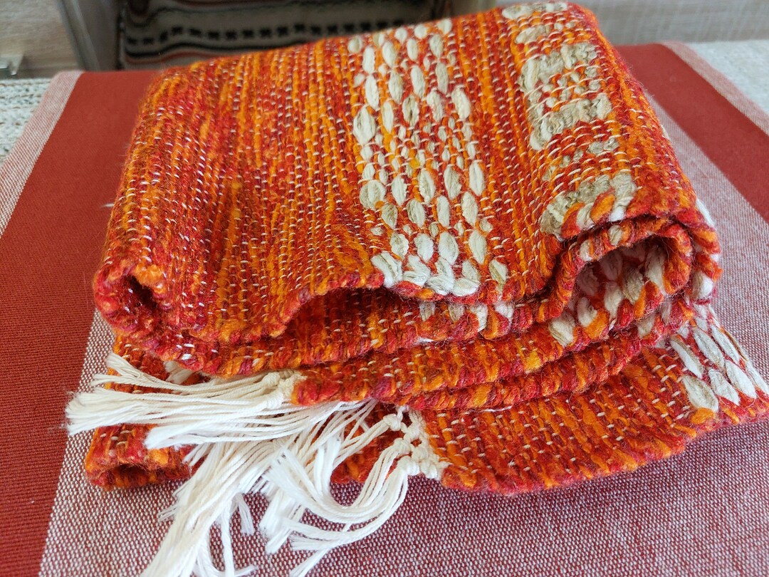 Vintage Handwoven Wool Table Topper, Table Dressing, Table Dress, Short ...