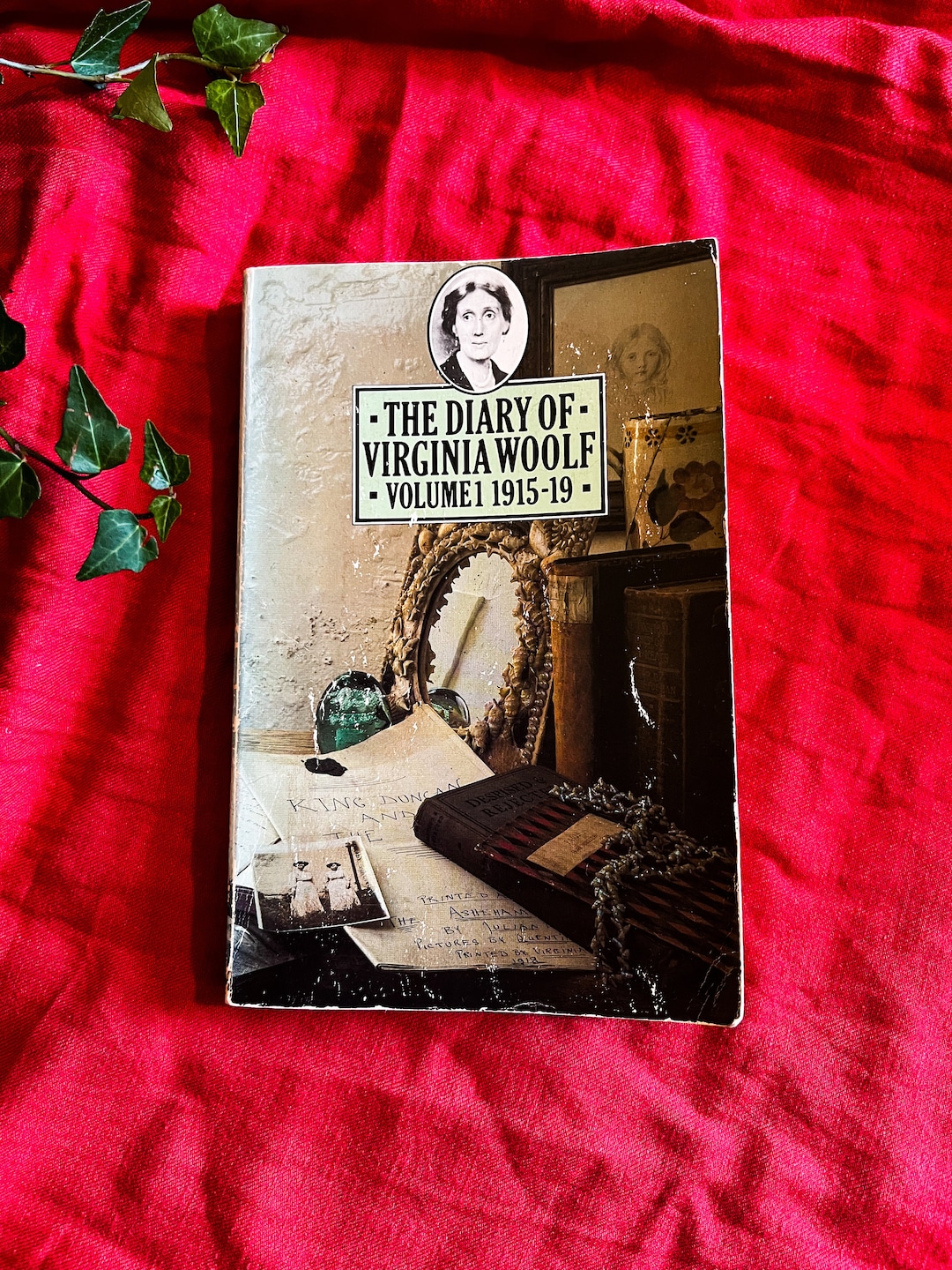 DIARY of VIRGINIA WOOLF Volume 1 1915-1919 Paperback Book Mrs Dalloway ...
