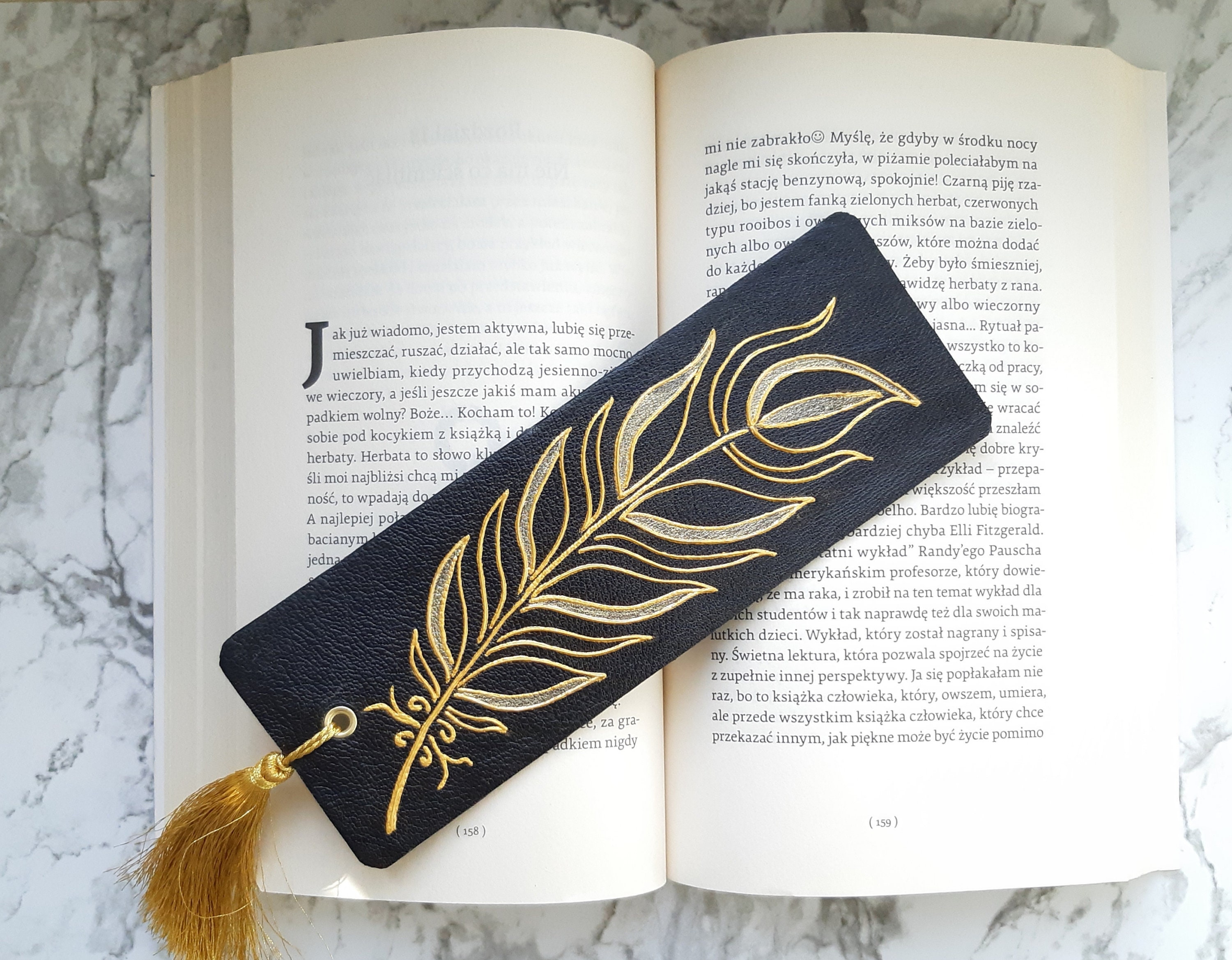 Minimalist Bookmark With Feather Personalized Leather Bookmark With ...