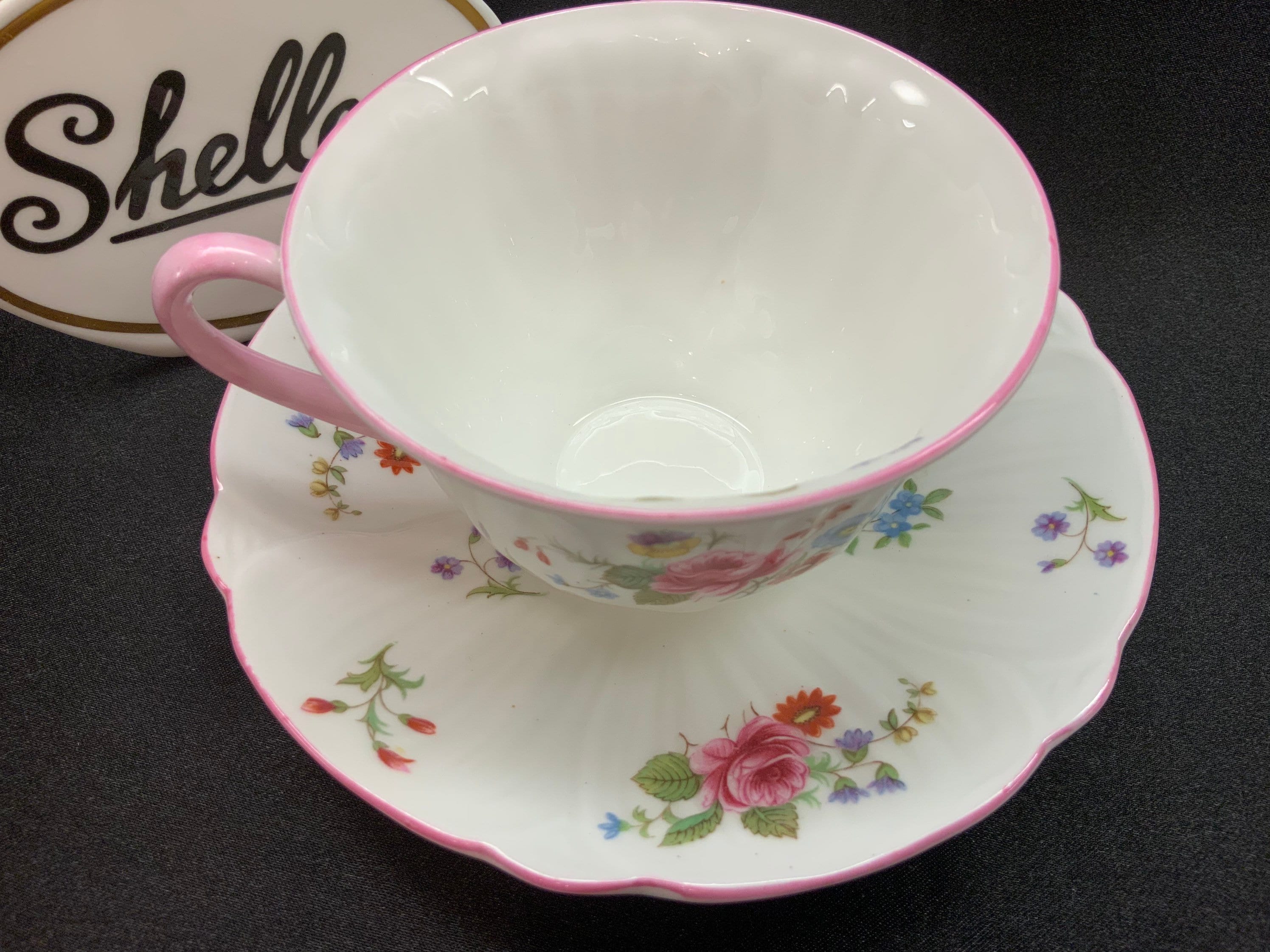 Shelley Roses and Red Daisy Teacup Set - Etsy