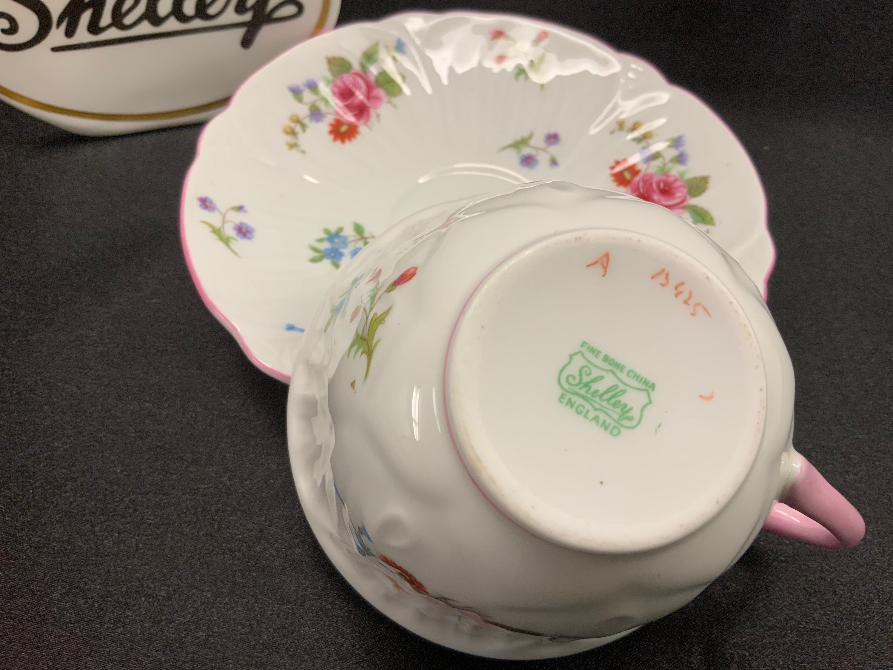 Shelley Roses and Red Daisy Teacup Set - Etsy
