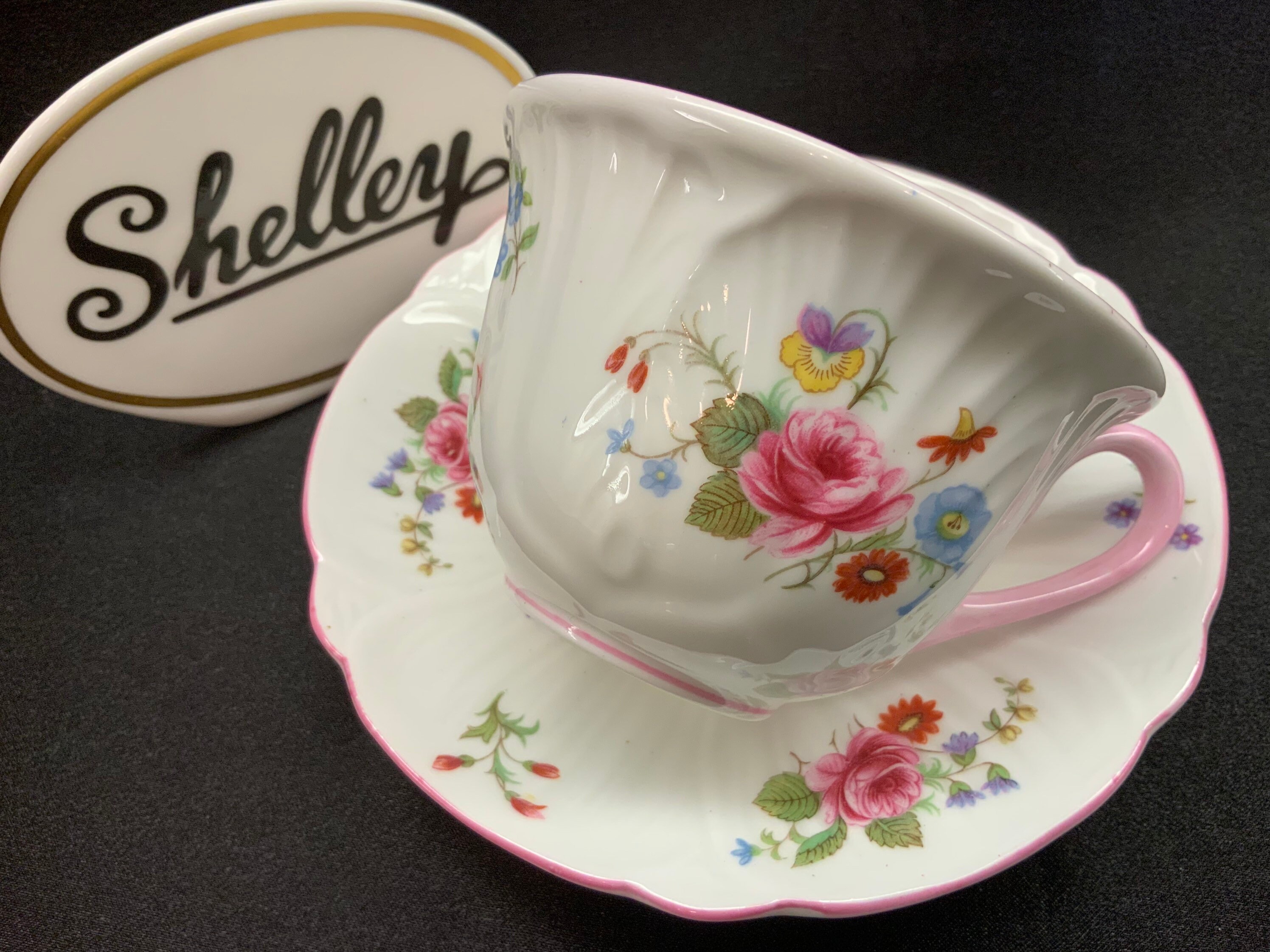 Shelley Roses and Red Daisy Teacup Set - Etsy