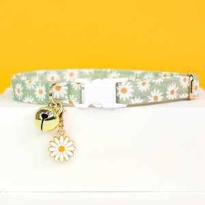 Sage Green Daisy Cat Collar Floral Breakaway Cat Collar With - Etsy