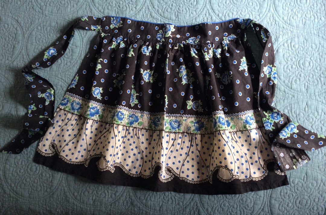 Vintage 1960s Flowered Black Apron - Etsy