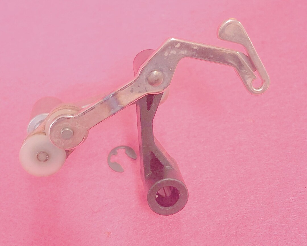 PFAFF Genuine Thread Take up Lever Complete 93-034132-91, 93-036132-91 ...