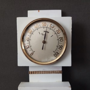Vintage Wooden Barometer Retro Style Barometer Thermometer Hygrometer ...