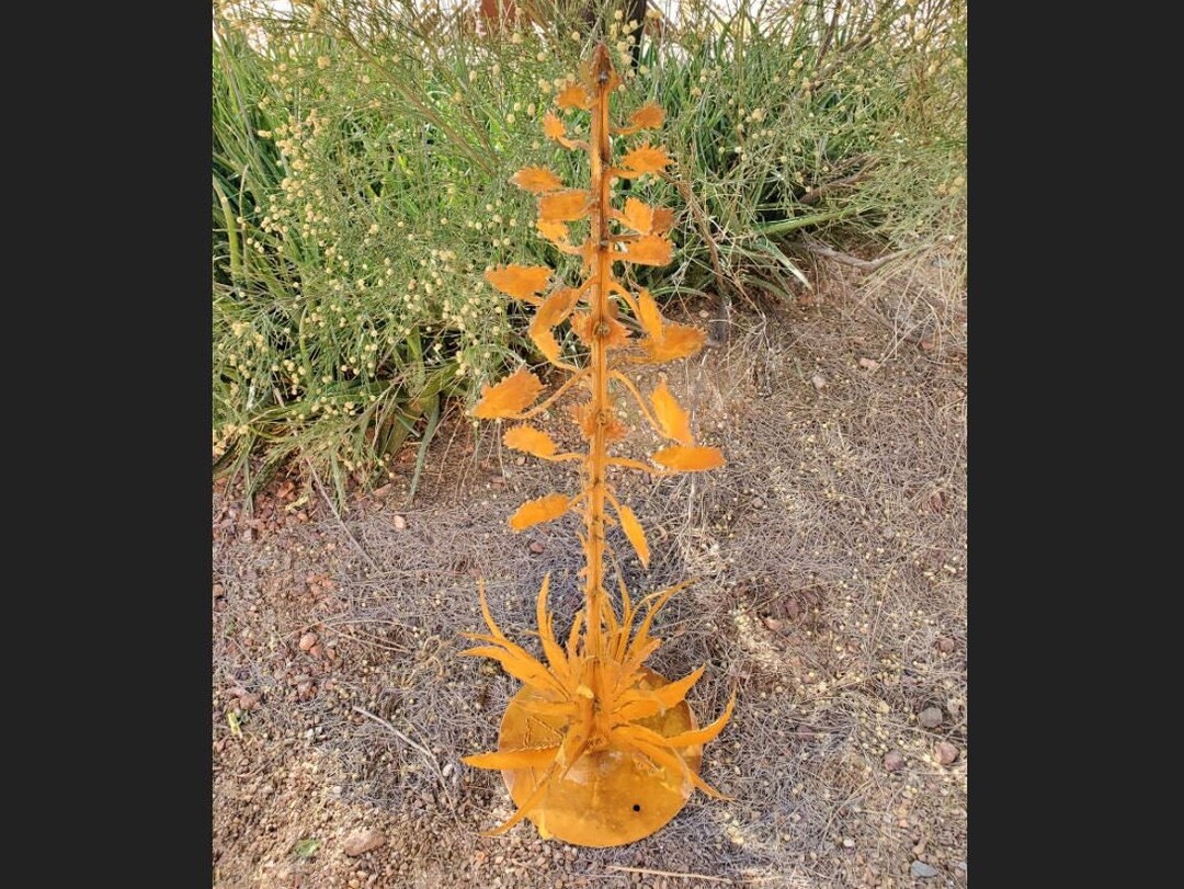 Iron Agave Yucca on Base | Metal Yard Art ~ Rusted Southwest Sonoran ...