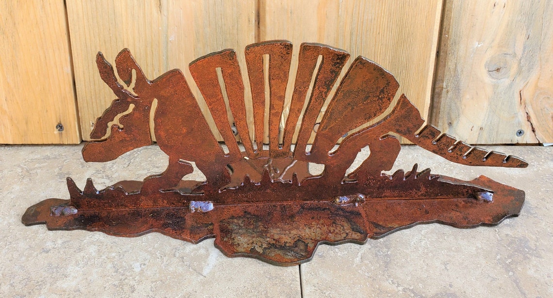 Iron Armadillo on Base | Metal Yard Art ~ Texas Southwest Sonoran ...