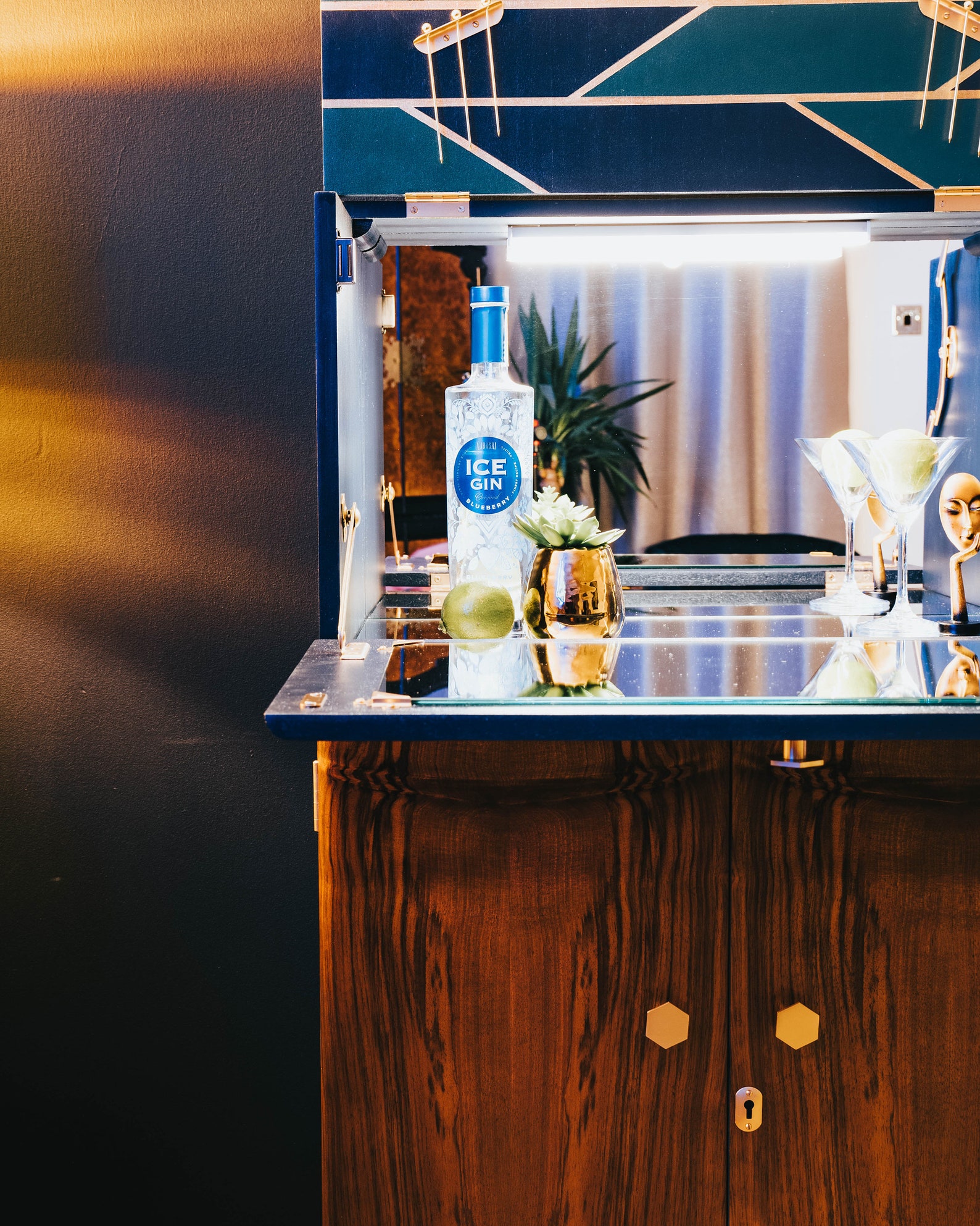 Jimmy Drinks Cabinet/ Cocktail Cabinet/ Gin Bar - Etsy